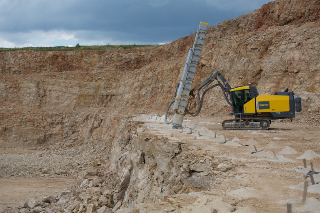 Epiroc e il Bauma del surface drilling "smart" - Perforare